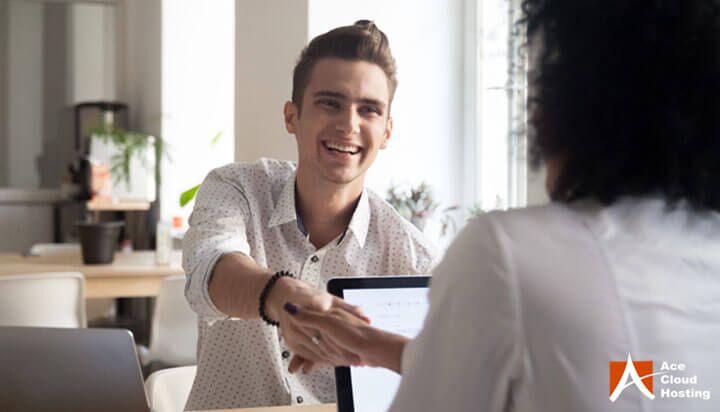 Learn Customer Engagement: Strategy, Examples, and Tips